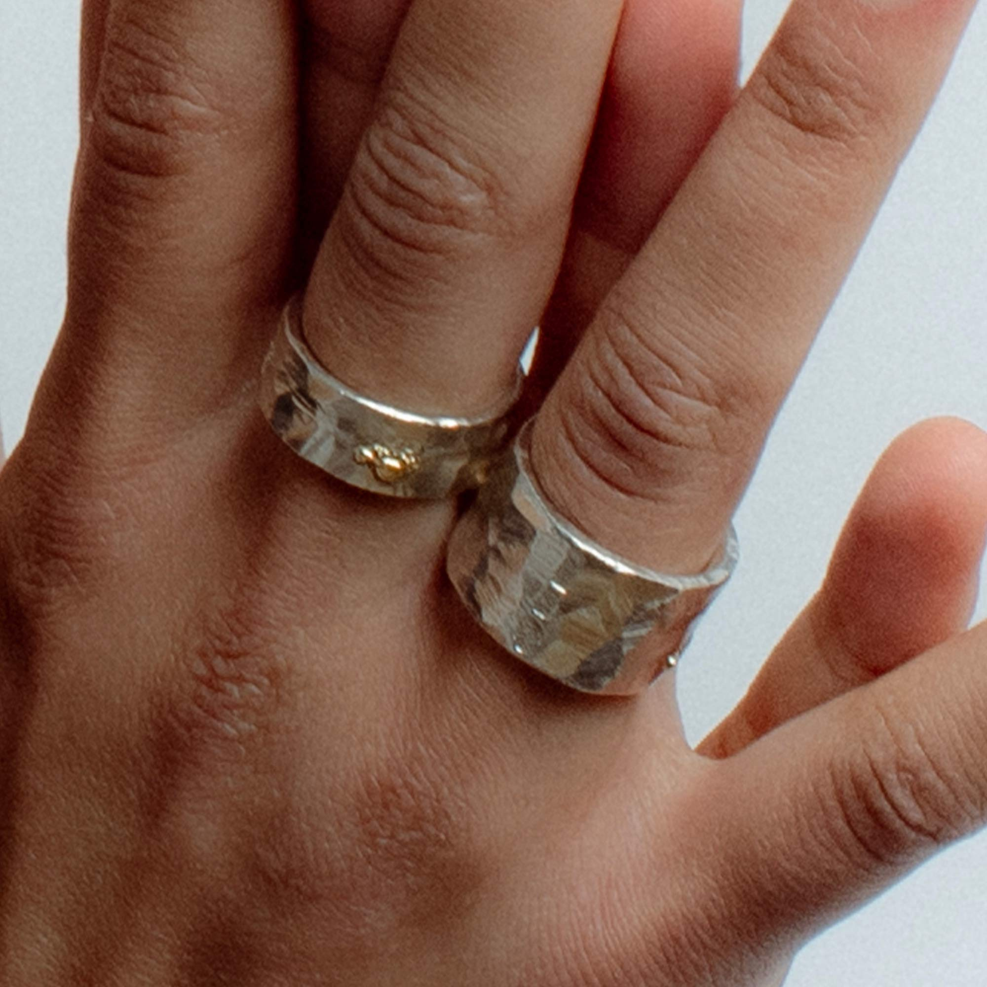 Ringo Sigill - Ring in silver and 18K yellow gold, 8 mm.