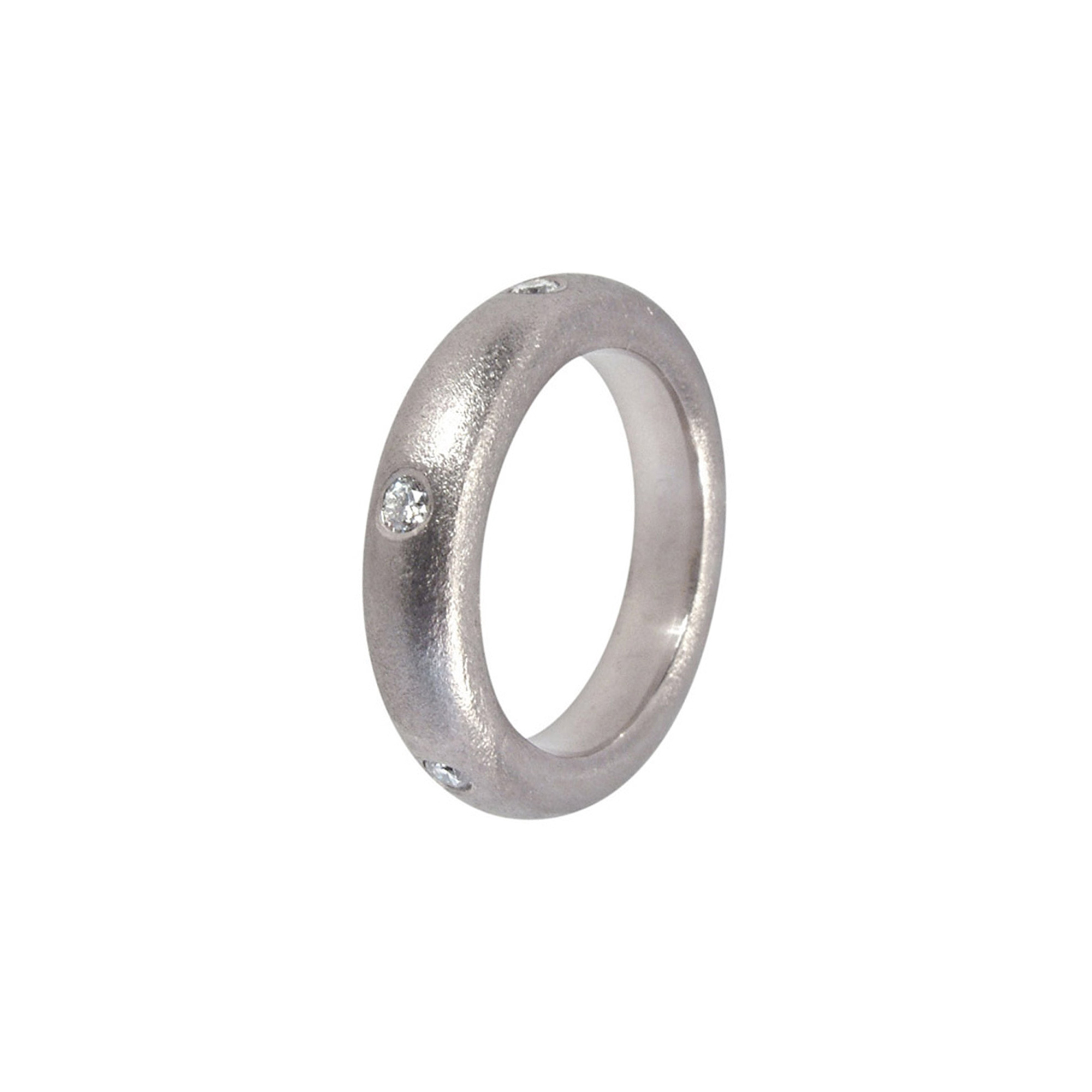 Bonbon, helallians - Ring i 18K gult guld med 0,24ct diamant, 4,5 mm.