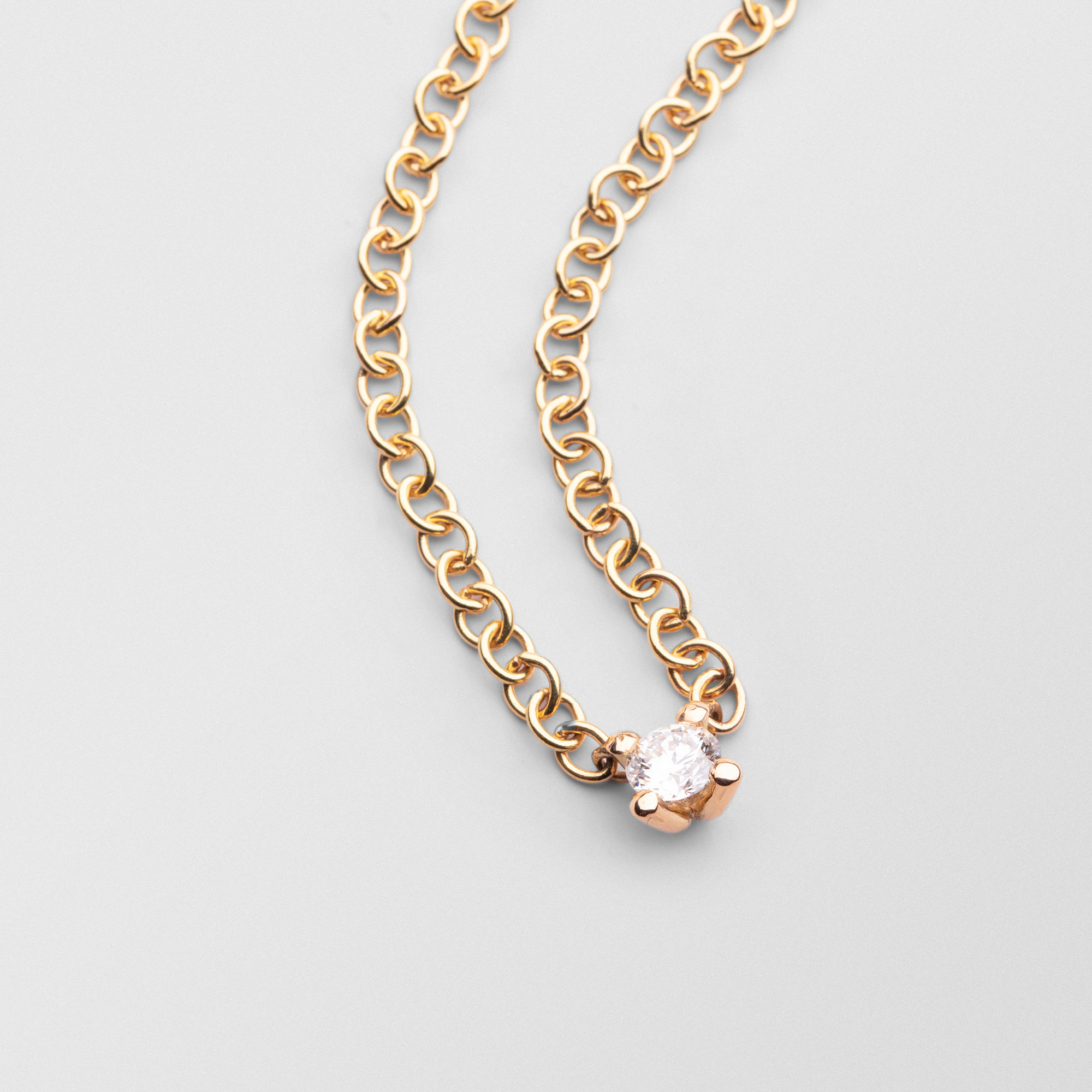 Bonnie - Necklace in 18K yellow gold with 0,20ct diamond, 39 cm.