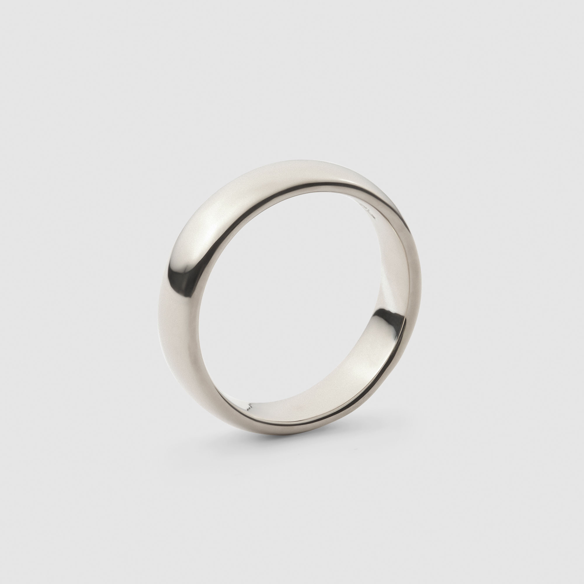 Sture, plain ring - Ring in 18K yellow gold, 6,0 mm.